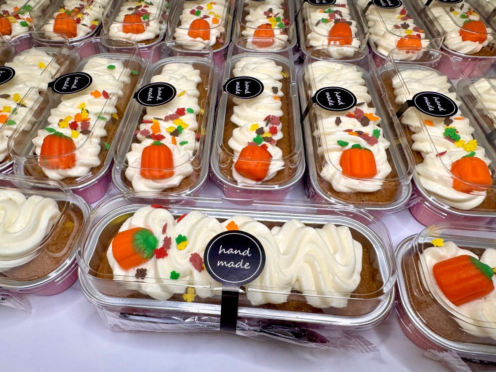 How to make Mini Pumpkin Spice Cakes in Mini Loaf Pans Recipe ...