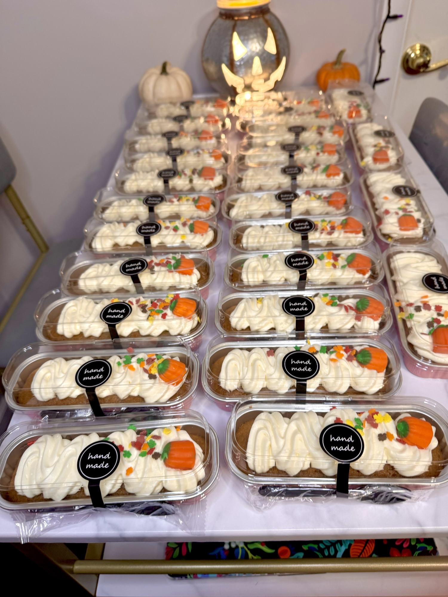 How to make Mini Pumpkin Spice Cakes in Mini Loaf Pans Recipe ...