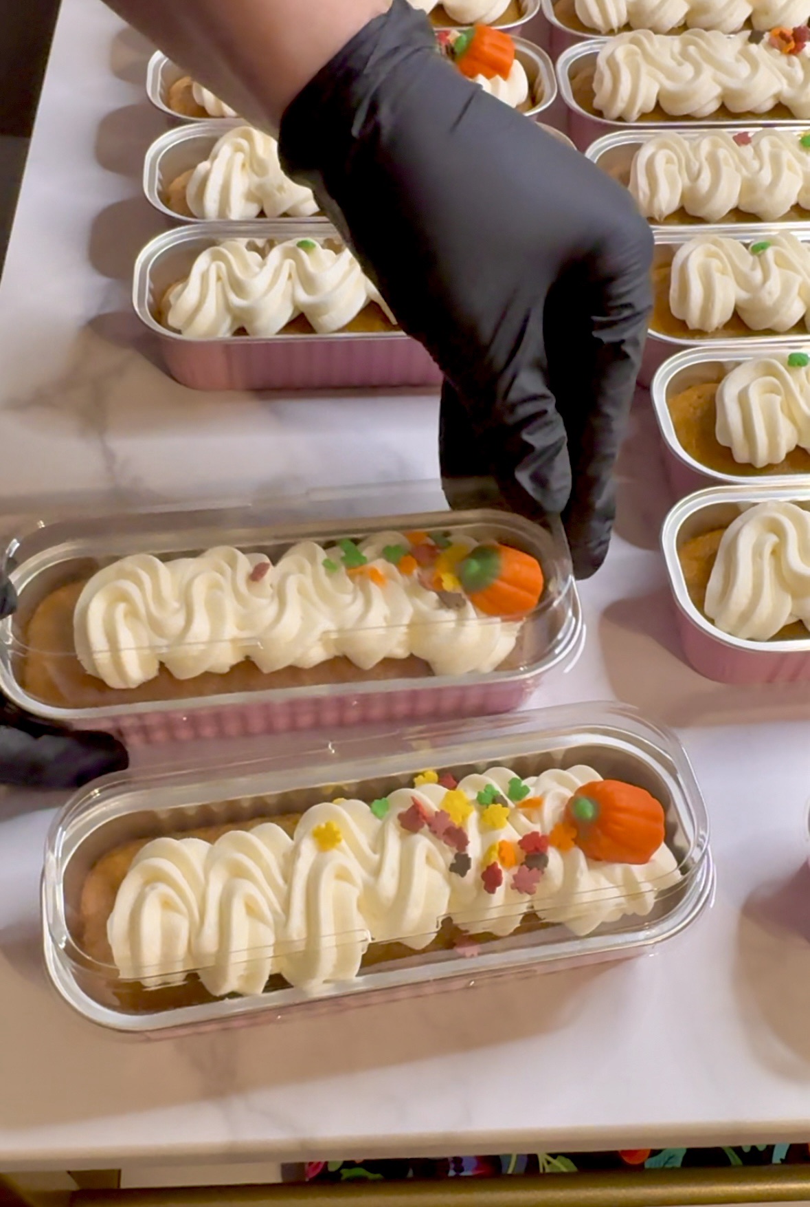 How to make Mini Pumpkin Spice Cakes in Mini Loaf Pans Recipe ...