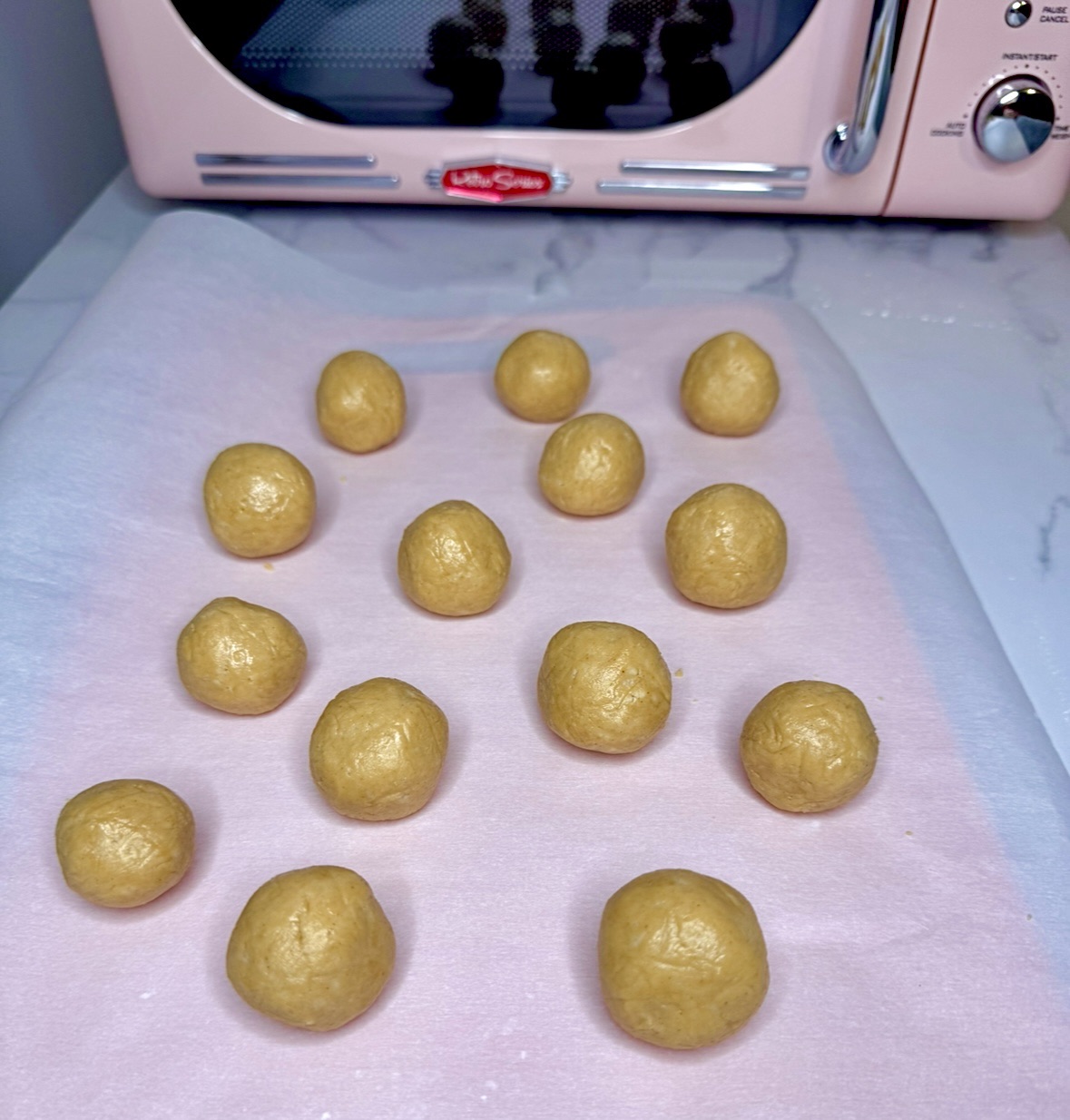 The BEST Buckeyes Recipe – Midnight Munchies & More!