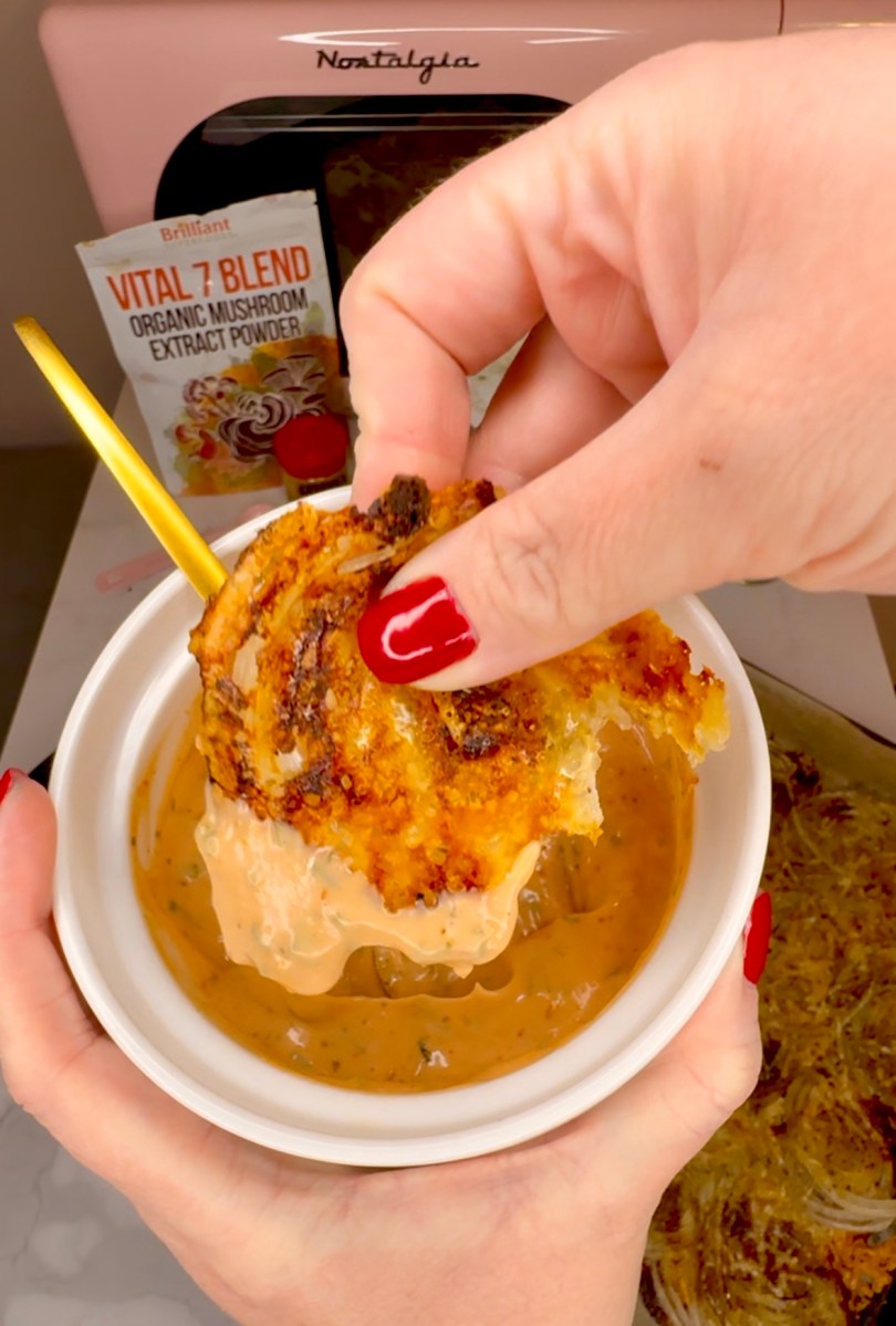 The Viral Crispy Onion Ring Chips Recipe (w/ dipping sauce) – Midnight ...